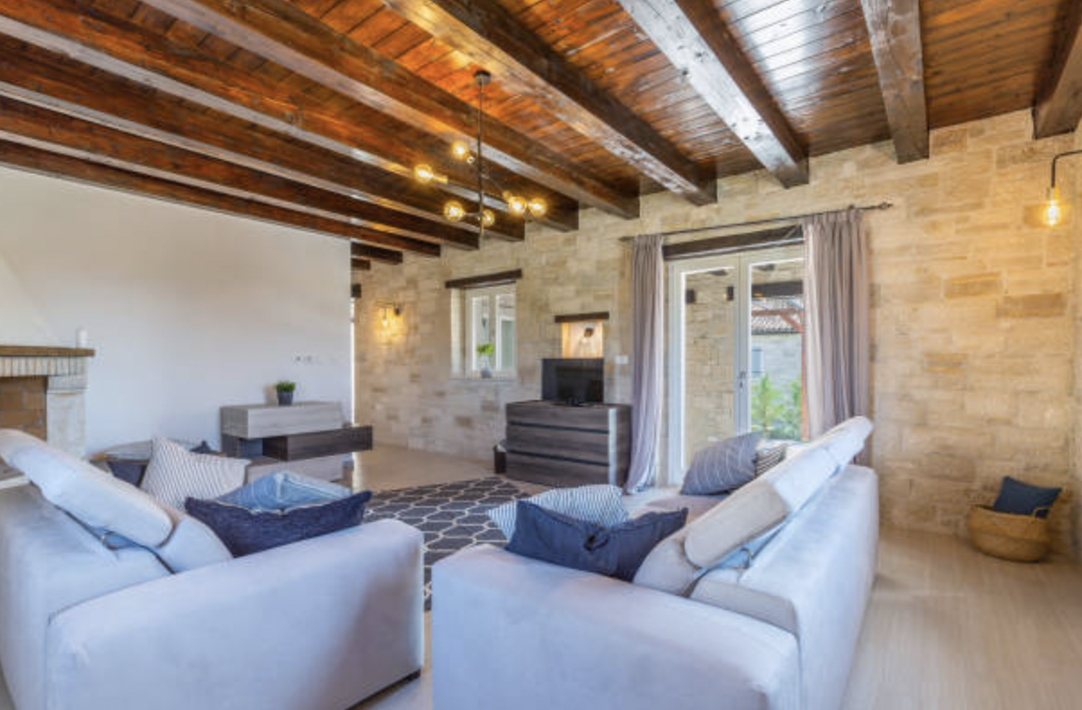 Reclaimed Wood Beams for Authentic Elegance